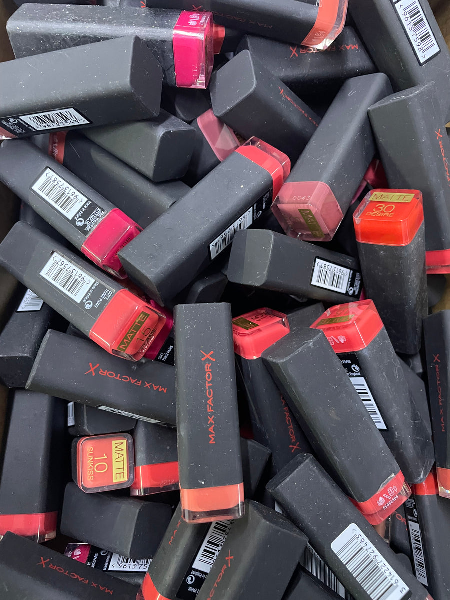 Max Factor Velvet Matte Lipstick Mixed Shades *See Description* – Very Cosmetics